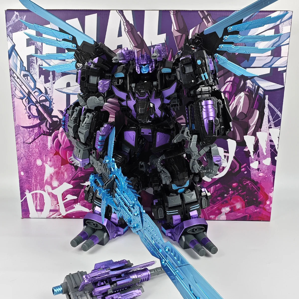 Jinbao Transformation Dark Predaking Feral Rex 5 in 1 Oversize MMC bla ...